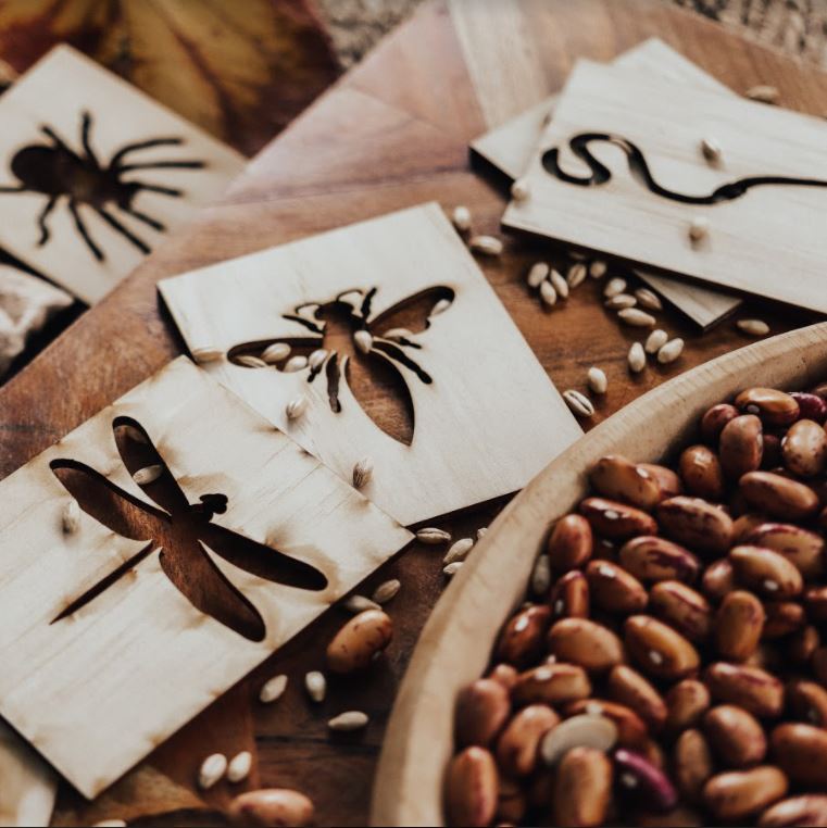 Bug Stamps with Cutouts, 12 pieces – Little Goose Toys